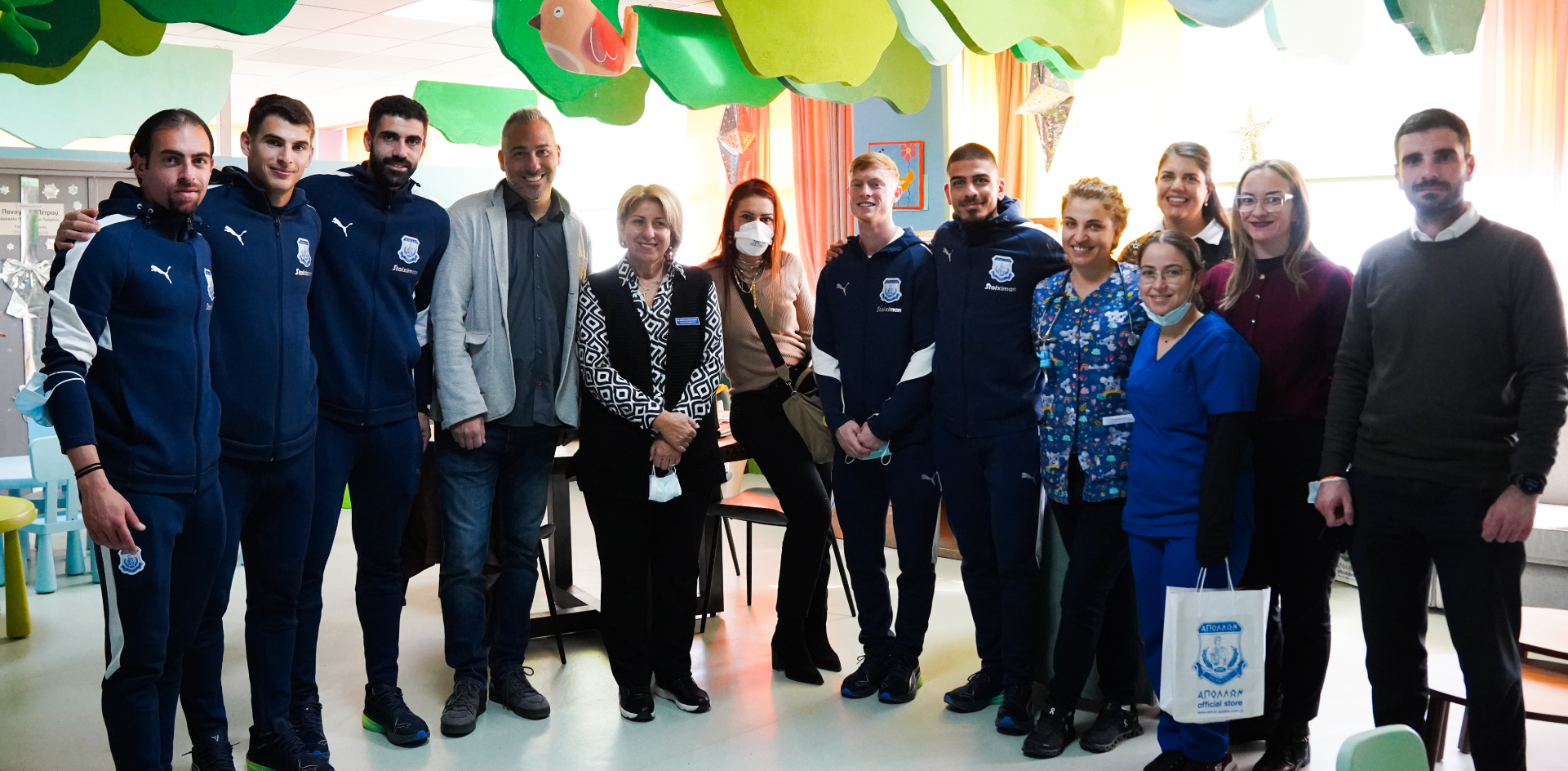 Apollon Limassol and Stoiximan Visit Limassol General Hospital - Apollon FC